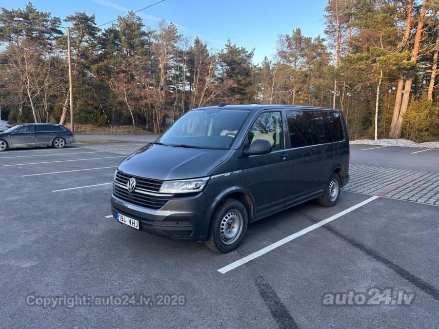 Grey Volkswagen Multivan 2021 in Tallinn, with an engine capacity of 2.00 L and mileage of 85 thousand km for 40000 €, photo 4 on AUTOMOTO.COM.LV