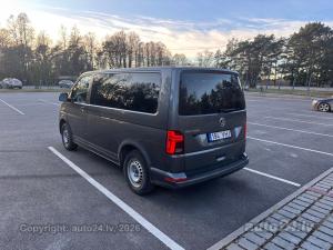 Grey Volkswagen Multivan 2021 in Tallinn, with an engine capacity of 2.00 L and mileage of 85 thousand km for 40000 €, photo 6 on AUTOMOTO.COM.LV