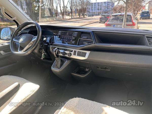 Grey Volkswagen Multivan 2021 in Tallinn, with an engine capacity of 2.00 L and mileage of 85 thousand km for 40000 €, photo 8 on AUTOMOTO.COM.LV