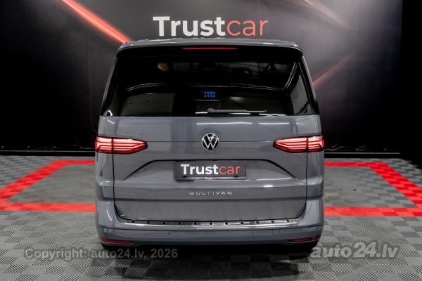 Grey Volkswagen Multivan 2022 in Parnu, with an engine capacity of 2.00 L and mileage of 143 thousand km for 39999 €, photo 9 on AUTOMOTO.COM.LV