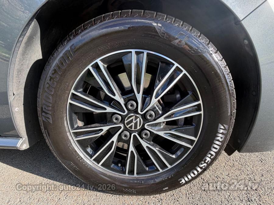 Pelēks Volkswagen Multivan 2024 Tallina, ar dzinēja tilpumu 2.00 L un nobraukumu 116 tūkst. km par 48900 €, foto 9 vietnē AUTOMOTO.COM.LV