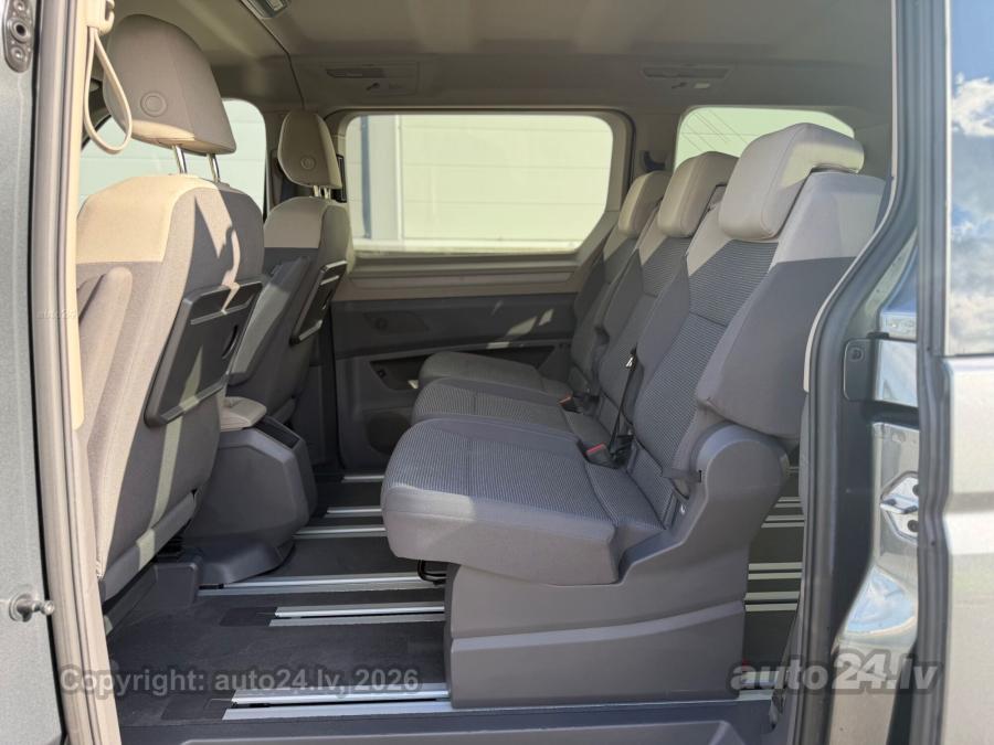 Pelēks Volkswagen Multivan 2024 Tallina, ar dzinēja tilpumu 2.00 L un nobraukumu 116 tūkst. km par 48900 €, foto 17 vietnē AUTOMOTO.COM.LV