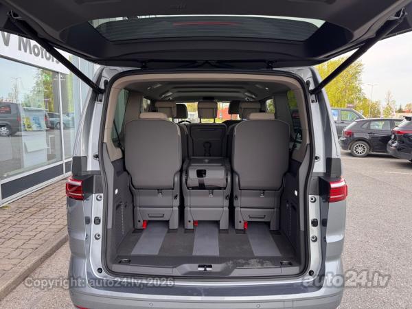 Pelēks Volkswagen Multivan 2026 Viljandi, ar dzinēja tilpumu 2.00 L un nobraukumu 1 tūkst. km par 56990 €, foto 5 vietnē AUTOMOTO.COM.LV