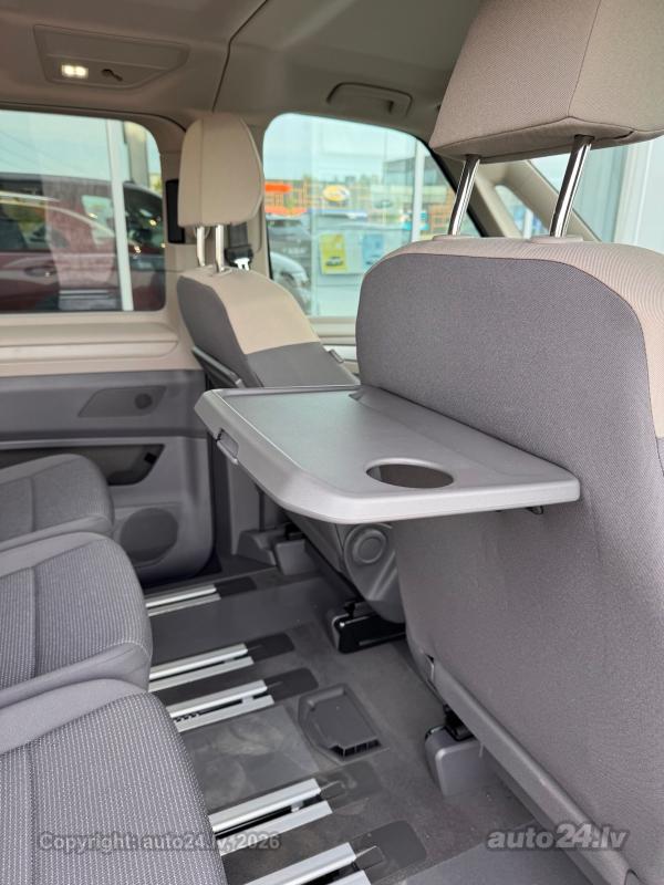 Pelēks Volkswagen Multivan 2026 Viljandi, ar dzinēja tilpumu 2.00 L un nobraukumu 1 tūkst. km par 56990 €, foto 7 vietnē AUTOMOTO.COM.LV
