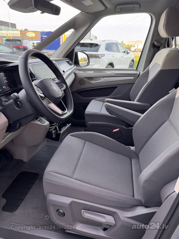 Pelēks Volkswagen Multivan 2026 Viljandi, ar dzinēja tilpumu 2.00 L un nobraukumu 1 tūkst. km par 56990 €, foto 8 vietnē AUTOMOTO.COM.LV