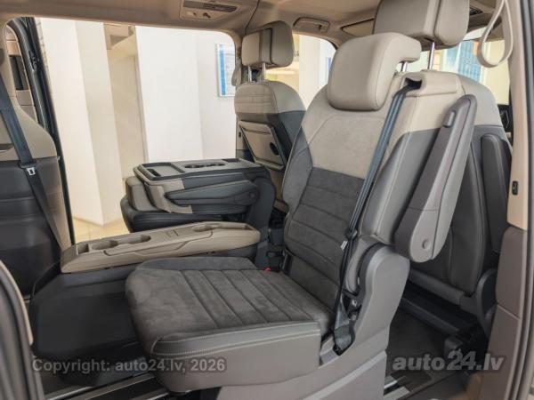 Grey Volkswagen Multivan 2026 in Johvi, with an engine capacity of 2.00 L and mileage of 0 thousand km for 69882 €, photo 5 on AUTOMOTO.COM.LV