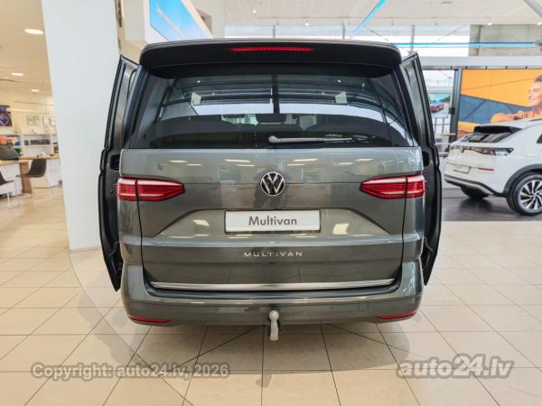 Grey Volkswagen Multivan 2026 in Johvi, with an engine capacity of 2.00 L and mileage of 0 thousand km for 69882 €, photo 7 on AUTOMOTO.COM.LV