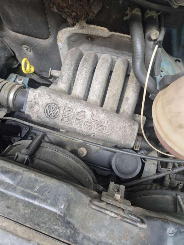 Volkswagen Multivan 1992 Viļņa, ar dzinēja tilpumu 2.40 L un nobraukumu 364 tūkst. km par 3650 €, foto 6 vietnē AUTOMOTO.COM.LV