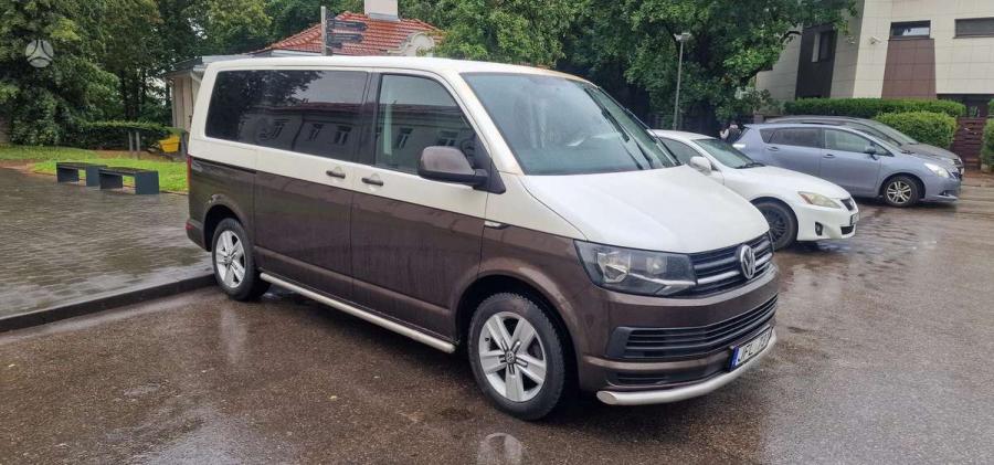 Volkswagen Multivan 2016 in Kaunas, with an engine capacity of 1.97 L and mileage of 314 thousand km for 17800 €, photo 4 on AUTOMOTO.COM.LV