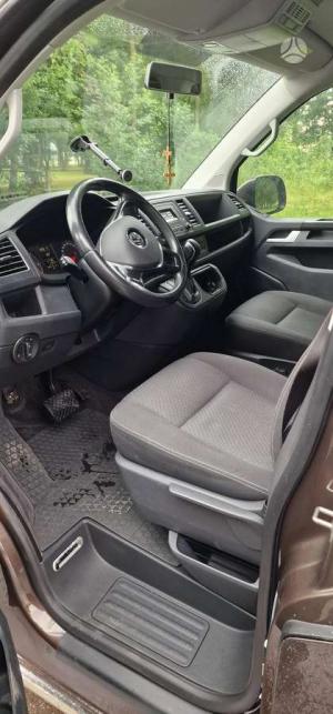 Volkswagen Multivan 2016 in Kaunas, with an engine capacity of 1.97 L and mileage of 314 thousand km for 17800 €, photo 14 on AUTOMOTO.COM.LV