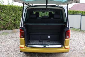 Volkswagen Multivan 2019 Alīta, ar dzinēja tilpumu 2.00 L un nobraukumu 105 tūkst. km par 36950 €, foto 6 vietnē AUTOMOTO.COM.LV
