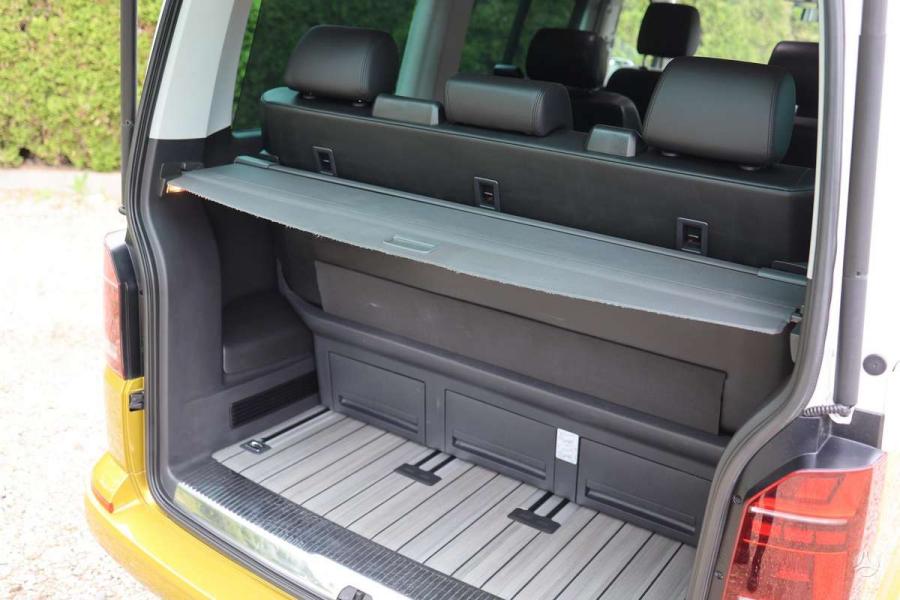 Volkswagen Multivan 2019 Alīta, ar dzinēja tilpumu 2.00 L un nobraukumu 105 tūkst. km par 36950 €, foto 17 vietnē AUTOMOTO.COM.LV