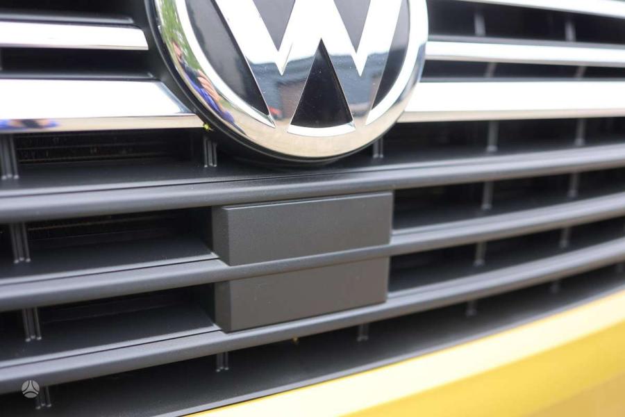 Volkswagen Multivan 2019 Alīta, ar dzinēja tilpumu 2.00 L un nobraukumu 105 tūkst. km par 36950 €, foto 34 vietnē AUTOMOTO.COM.LV