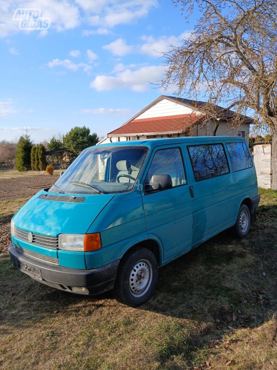 Volkswagen Multivan 1992 in Vilkaviskis, with an engine capacity of 2.40 L and mileage of 348 thousand km for 2400 €, photo 3 on AUTOMOTO.COM.LV