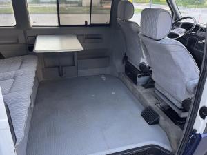 Volkswagen Multivan 1993 Klaipėda, ar dzinēja tilpumu 2.40 L un nobraukumu 288 tūkst. km par 2100 €, foto 13 vietnē AUTOMOTO.COM.LV