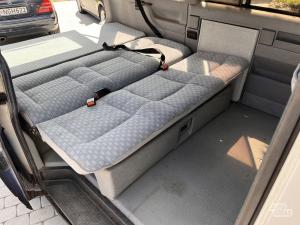 Volkswagen Multivan 1993 Klaipėda, ar dzinēja tilpumu 2.40 L un nobraukumu 288 tūkst. km par 2100 €, foto 14 vietnē AUTOMOTO.COM.LV