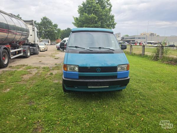 Volkswagen Multivan 1993 Viļņa, ar dzinēja tilpumu 1.90 L un nobraukumu 405 tūkst. km par 4300 €, foto 1 vietnē AUTOMOTO.COM.LV