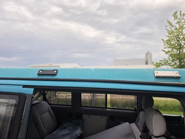 Volkswagen Multivan 1993 Viļņa, ar dzinēja tilpumu 1.90 L un nobraukumu 405 tūkst. km par 4300 €, foto 6 vietnē AUTOMOTO.COM.LV