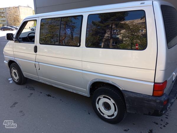 Volkswagen Multivan 1994 in Kaunas, with an engine capacity of 2.40 L and mileage of 395 thousand km for 2350 €, photo 3 on AUTOMOTO.COM.LV