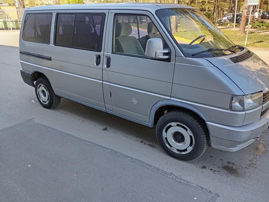Volkswagen Multivan 1994 Kauņa, ar dzinēja tilpumu 2.40 L un nobraukumu 395 tūkst. km par 2350 €, foto 8 vietnē AUTOMOTO.COM.LV