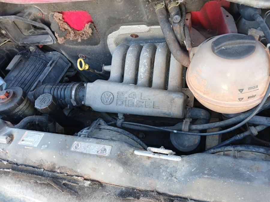 Volkswagen Multivan 1995 Alīta, ar dzinēja tilpumu 2.40 L un nobraukumu 254 tūkst. km par 990 €, foto 16 vietnē AUTOMOTO.COM.LV