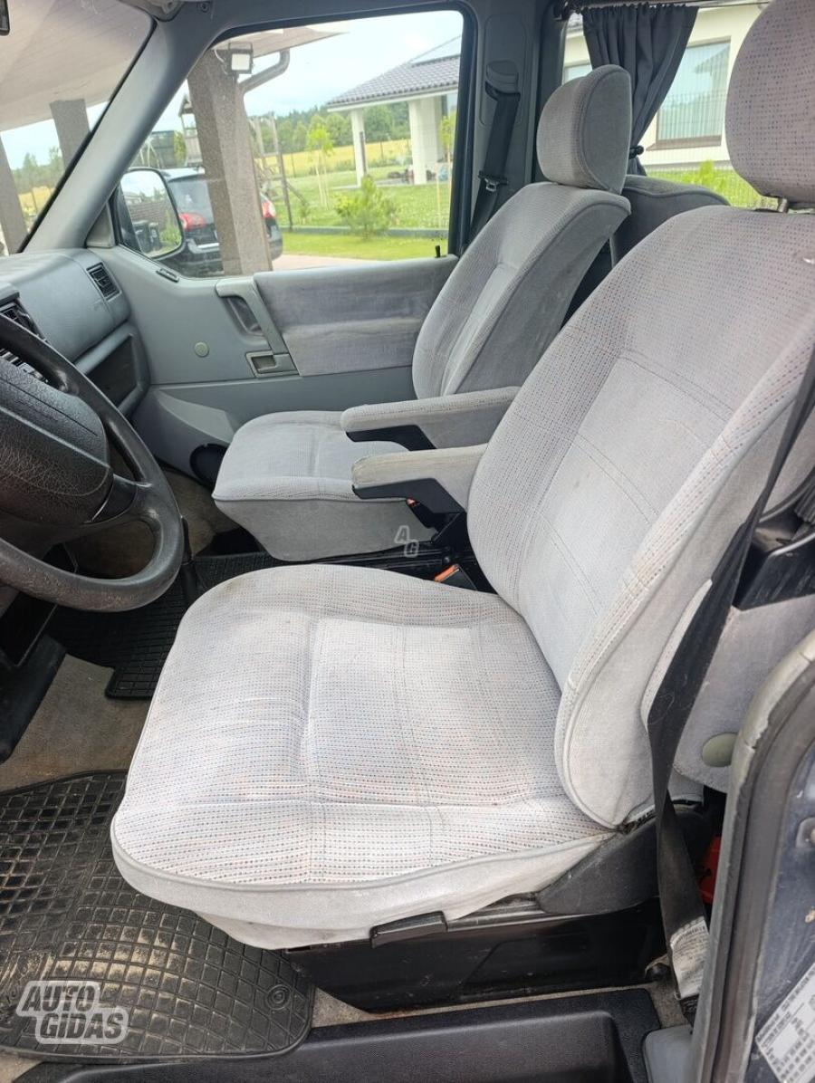 Volkswagen Multivan 1995 Šilalė, ar dzinēja tilpumu 2.40 L un nobraukumu 310 tūkst. km par 3250 €, foto 11 vietnē AUTOMOTO.COM.LV