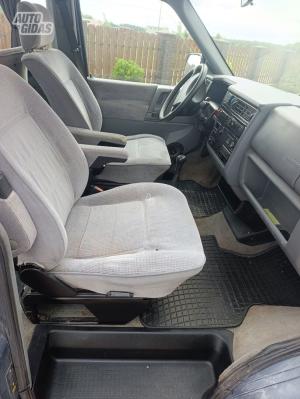 Volkswagen Multivan 1995 Šilalė, ar dzinēja tilpumu 2.40 L un nobraukumu 310 tūkst. km par 3250 €, foto 15 vietnē AUTOMOTO.COM.LV