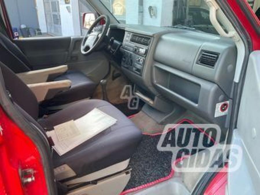 Volkswagen Multivan 1996 Viļņa, ar dzinēja tilpumu 2.50 L un nobraukumu 385 tūkst. km par 3650 €, foto 4 vietnē AUTOMOTO.COM.LV