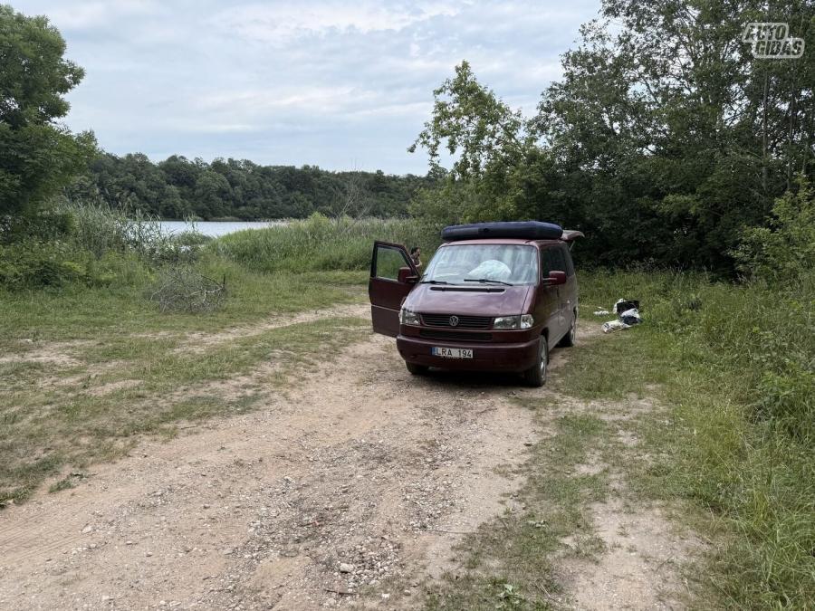 Volkswagen Multivan 1996 in Jonava, with an engine capacity of 2.50 L and mileage of 277 thousand km for 2800 €, photo 1 on AUTOMOTO.COM.LV