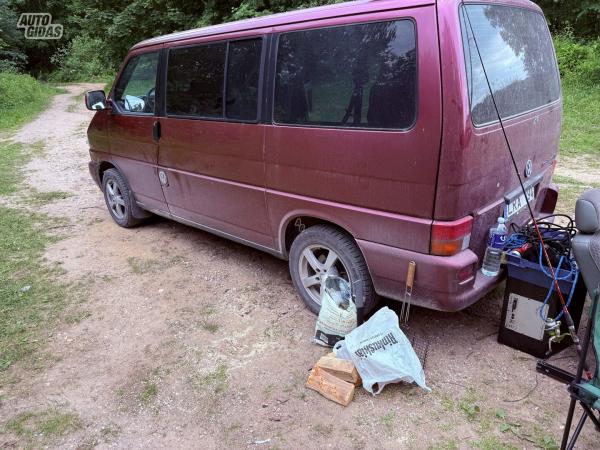 Volkswagen Multivan 1996 in Jonava, with an engine capacity of 2.50 L and mileage of 277 thousand km for 2800 €, photo 3 on AUTOMOTO.COM.LV