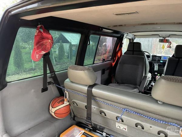 Volkswagen Multivan 1996 in Jonava, with an engine capacity of 2.50 L and mileage of 277 thousand km for 2800 €, photo 8 on AUTOMOTO.COM.LV