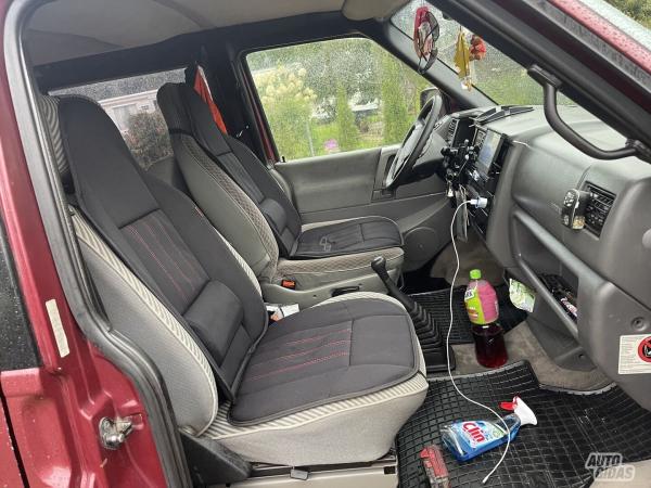 Volkswagen Multivan 1996 in Jonava, with an engine capacity of 2.50 L and mileage of 277 thousand km for 2800 €, photo 10 on AUTOMOTO.COM.LV