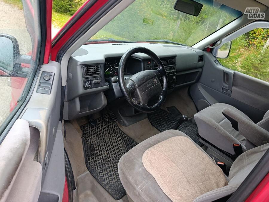 Volkswagen Multivan 1997 Marijampole, ar dzinēja tilpumu 2.50 L un nobraukumu 319 tūkst. km par 1650 €, foto 8 vietnē AUTOMOTO.COM.LV