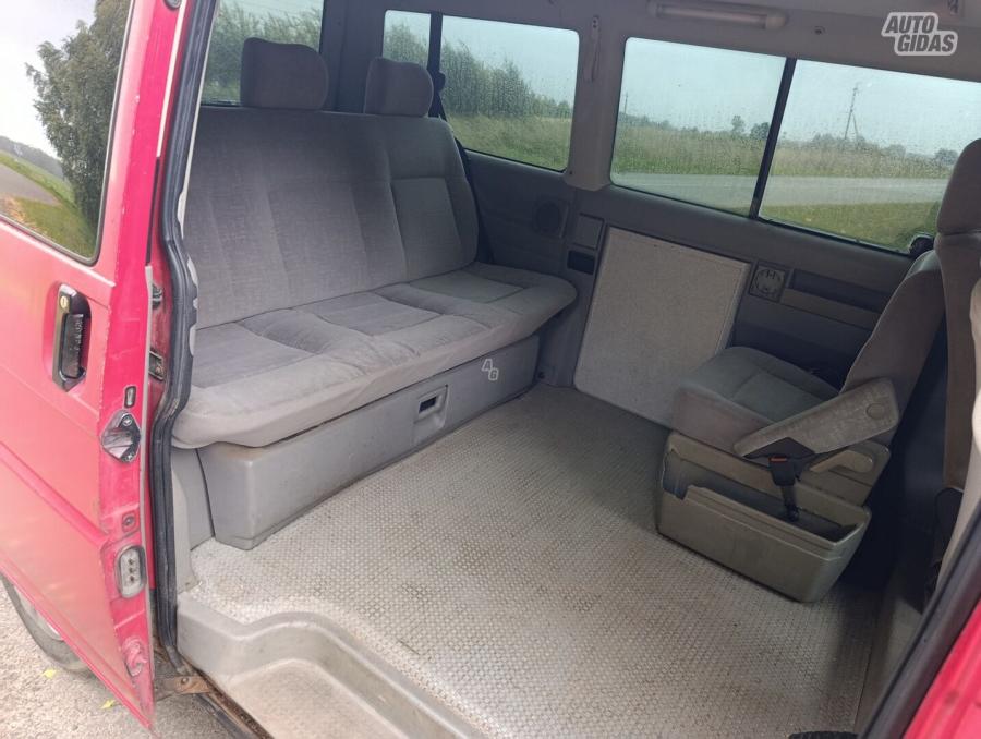 Volkswagen Multivan 1997 Marijampole, ar dzinēja tilpumu 2.50 L un nobraukumu 319 tūkst. km par 1650 €, foto 9 vietnē AUTOMOTO.COM.LV