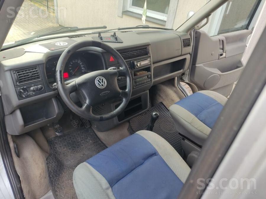 Volkswagen Multivan 2000 Ogre, ar dzinēja tilpumu 2.50 L un nobraukumu 283 tūkst. km par 4450 €, foto 9 vietnē AUTOMOTO.COM.LV