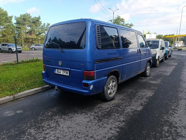Фольксваген Мультиван 2000 в Таллин, объемом двигателя 2.50 л и пробегом 450 тыс. км за 2000 €, фото 3 на AUTOMOTO.COM.LV
