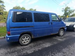 Фольксваген Мультиван 2000 в Таллин, объемом двигателя 2.50 л и пробегом 450 тыс. км за 2000 €, фото 5 на AUTOMOTO.COM.LV