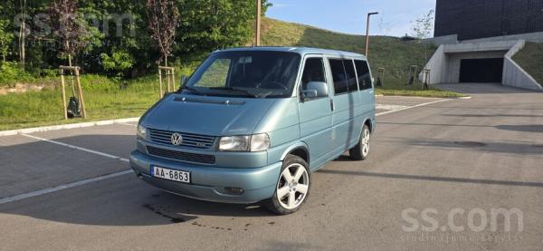 Volkswagen Multivan 2002 Rēzekne, ar dzinēja tilpumu 2.50 L un nobraukumu 410 tūkst. km par 5500 €, foto 1 vietnē AUTOMOTO.COM.LV