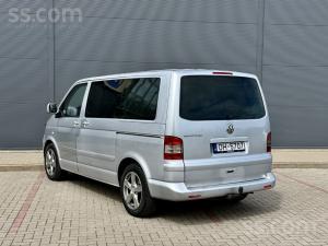 Volkswagen Multivan 2003 Rīga, ar dzinēja tilpumu 2.50 L un nobraukumu 435 tūkst. km par 5650 €, foto 5 vietnē AUTOMOTO.COM.LV