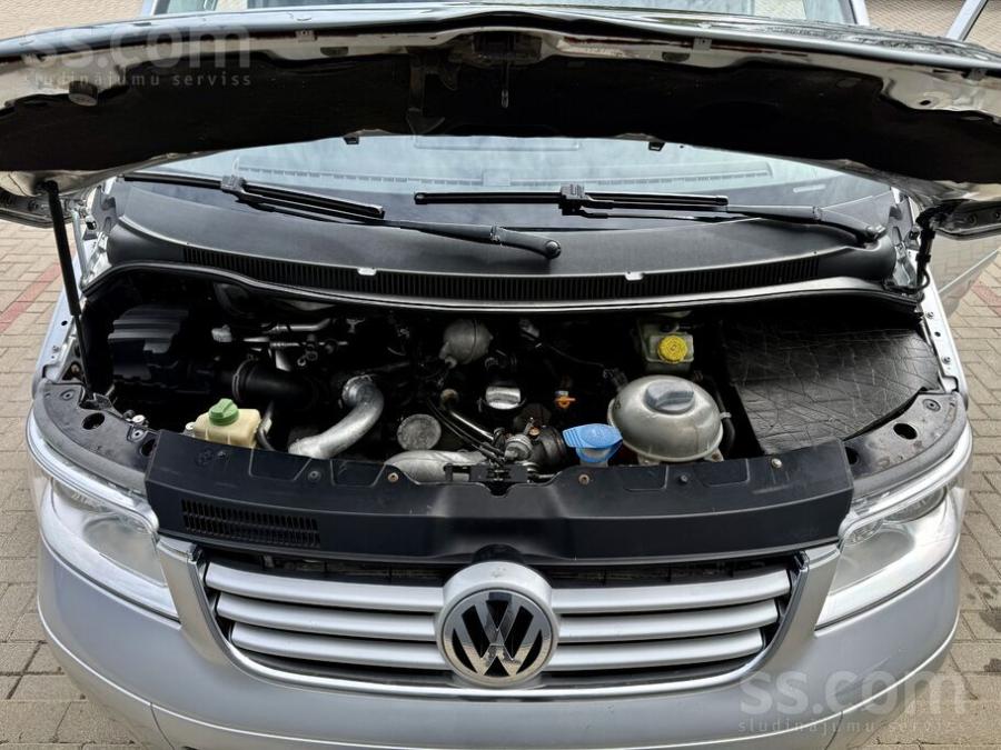 Volkswagen Multivan 2003 Rīga, ar dzinēja tilpumu 2.50 L un nobraukumu 435 tūkst. km par 5650 €, foto 17 vietnē AUTOMOTO.COM.LV