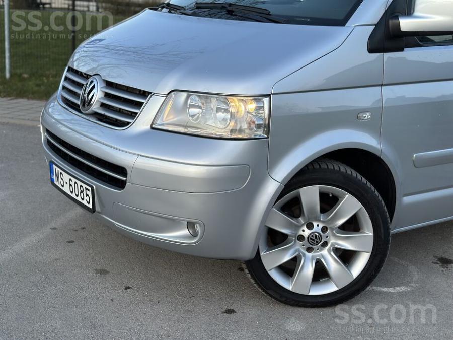 Volkswagen Multivan 2003 Tukums, ar dzinēja tilpumu 2.50 L un nobraukumu 400 tūkst. km par 6550 €, foto 5 vietnē AUTOMOTO.COM.LV