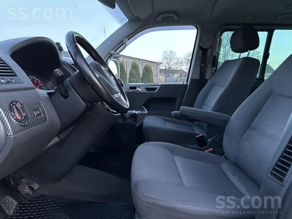 Volkswagen Multivan 2003 Tukums, ar dzinēja tilpumu 2.50 L un nobraukumu 400 tūkst. km par 6550 €, foto 10 vietnē AUTOMOTO.COM.LV