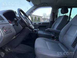 Volkswagen Multivan 2003 Tukums, ar dzinēja tilpumu 2.50 L un nobraukumu 400 tūkst. km par 6550 €, foto 11 vietnē AUTOMOTO.COM.LV