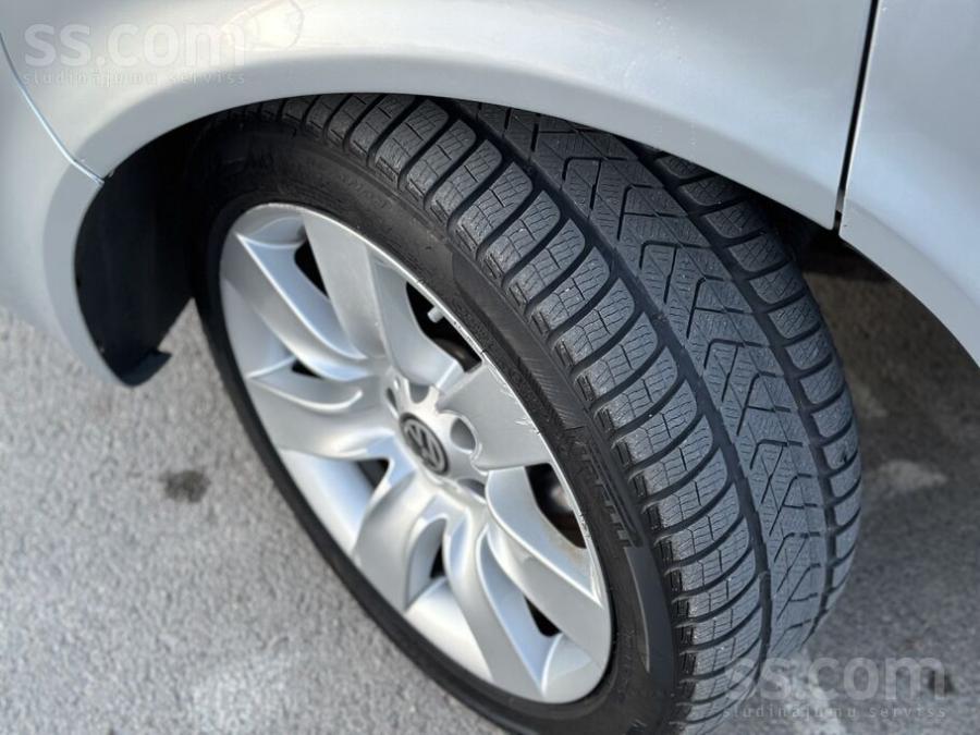 Volkswagen Multivan 2003 Tukums, ar dzinēja tilpumu 2.50 L un nobraukumu 400 tūkst. km par 6550 €, foto 25 vietnē AUTOMOTO.COM.LV
