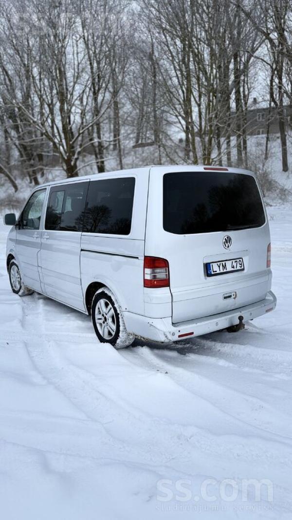 Volkswagen Multivan 2004 in Bauska, with an engine capacity of 2.50 L and mileage of 345 thousand km for 4800 €, photo 3 on AUTOMOTO.COM.LV