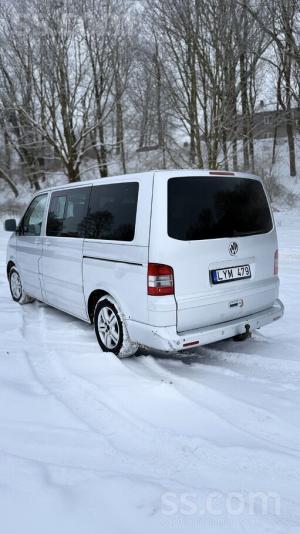 Volkswagen Multivan 2004 in Bauska, with an engine capacity of 2.50 L and mileage of 345 thousand km for 4800 €, photo 3 on AUTOMOTO.COM.LV