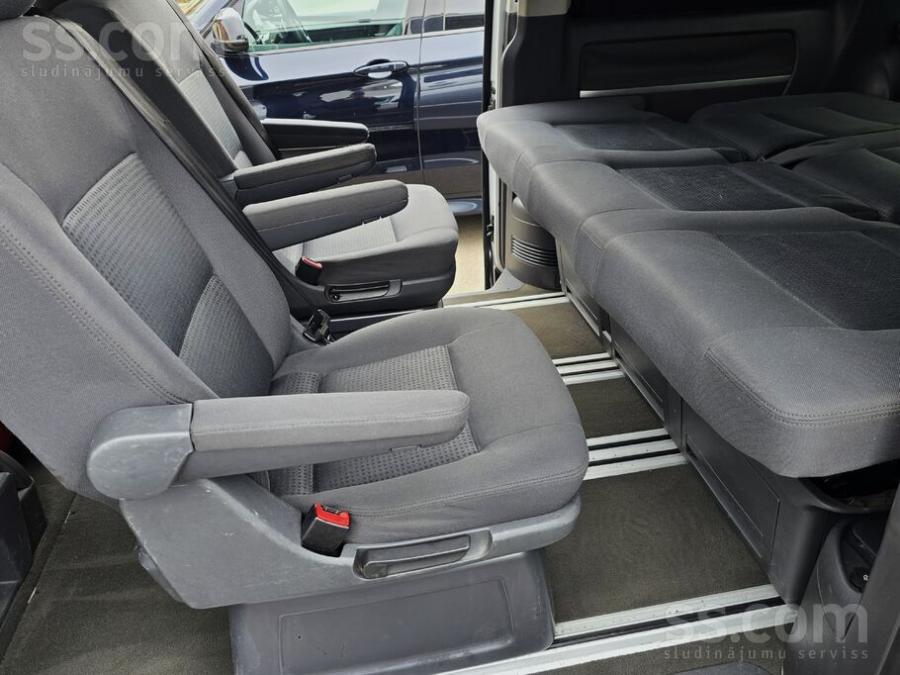 Volkswagen Multivan 2004 in Riga, with an engine capacity of 2.50 L and mileage of 0 thousand km for 6700 €, photo 13 on AUTOMOTO.COM.LV