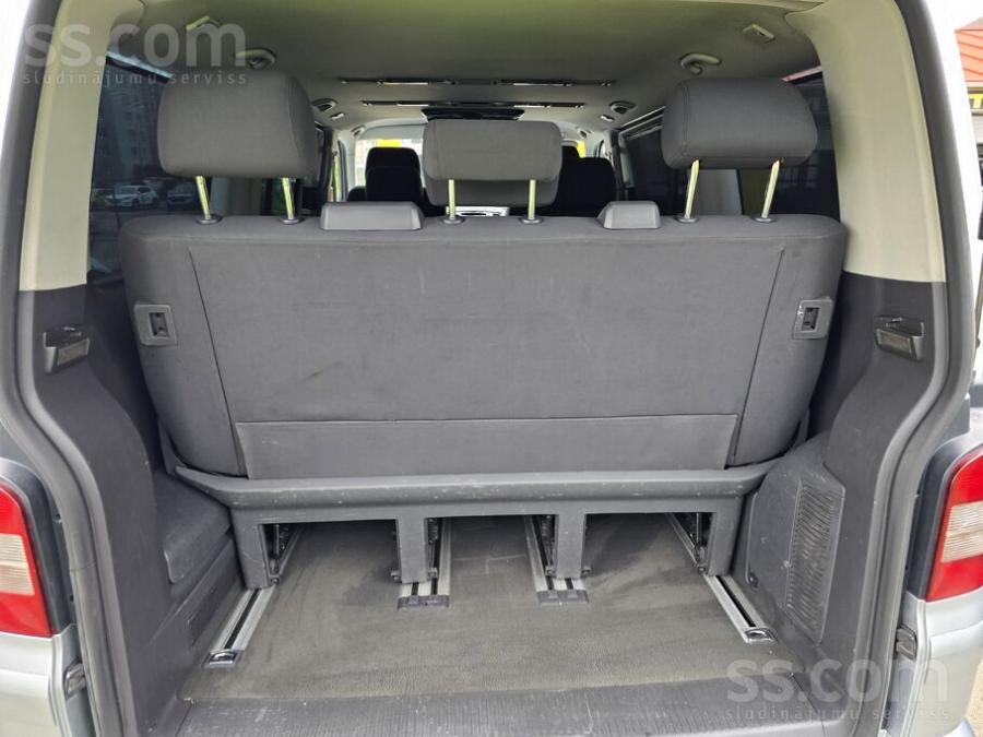 Volkswagen Multivan 2004 in Riga, with an engine capacity of 2.50 L and mileage of 0 thousand km for 6700 €, photo 16 on AUTOMOTO.COM.LV