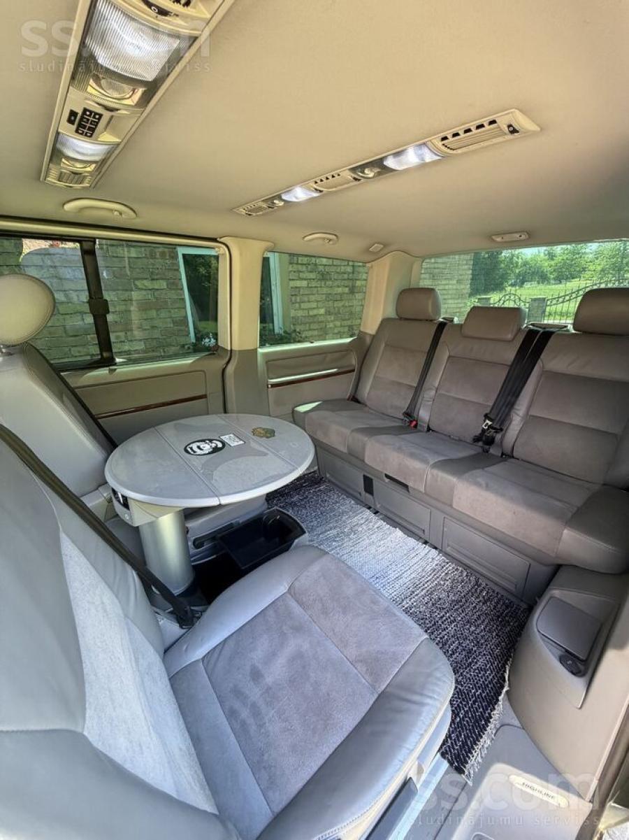 Volkswagen Multivan 2004 in Riga, with an engine capacity of 2.50 L and mileage of 325 thousand km for 8880 €, photo 14 on AUTOMOTO.COM.LV