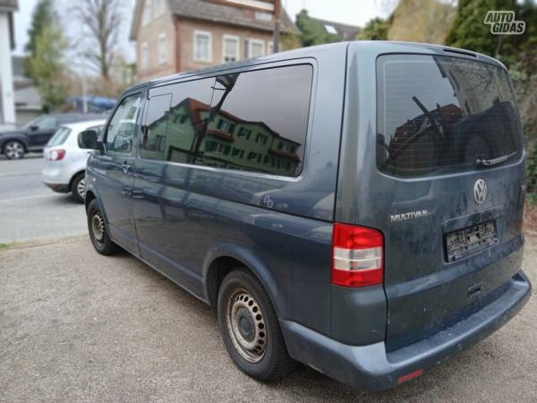 Volkswagen Multivan 2006 in Vilnius, with an engine capacity of 2.50 L and mileage of 324 thousand km for 3250 €, photo 4 on AUTOMOTO.COM.LV